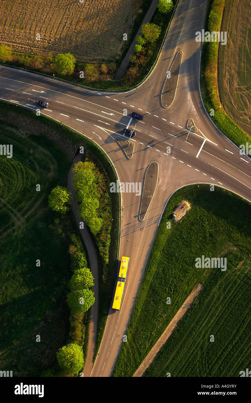 Crossroads birds perspective hi-res stock photography and images - Alamy