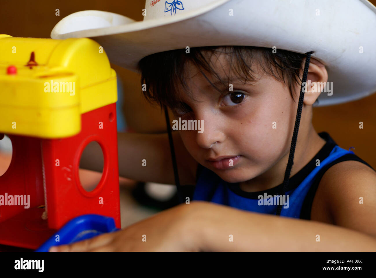 Young kid brazil poor hi-res stock photography and images - Alamy