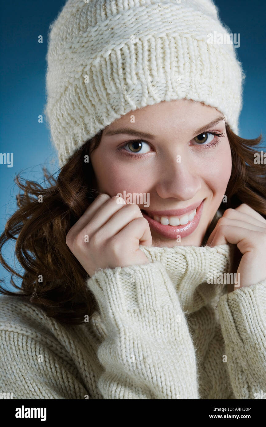 Woman wearing winter clothing Stock Photo - Alamy