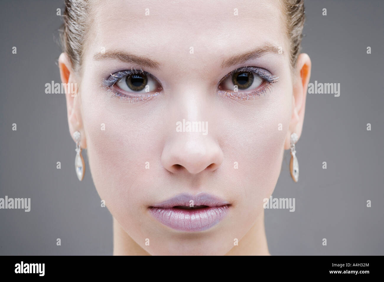 Icy stare hi-res stock photography and images - Alamy
