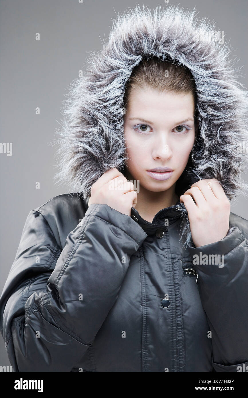 People wearing coats jackets hi-res stock photography and images - Alamy