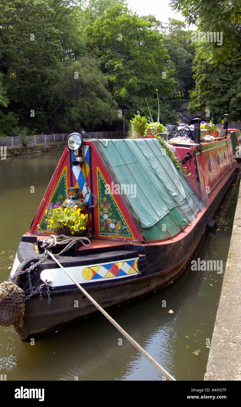 narrowboat at grand union canal London UK Stock Photo - Alamy