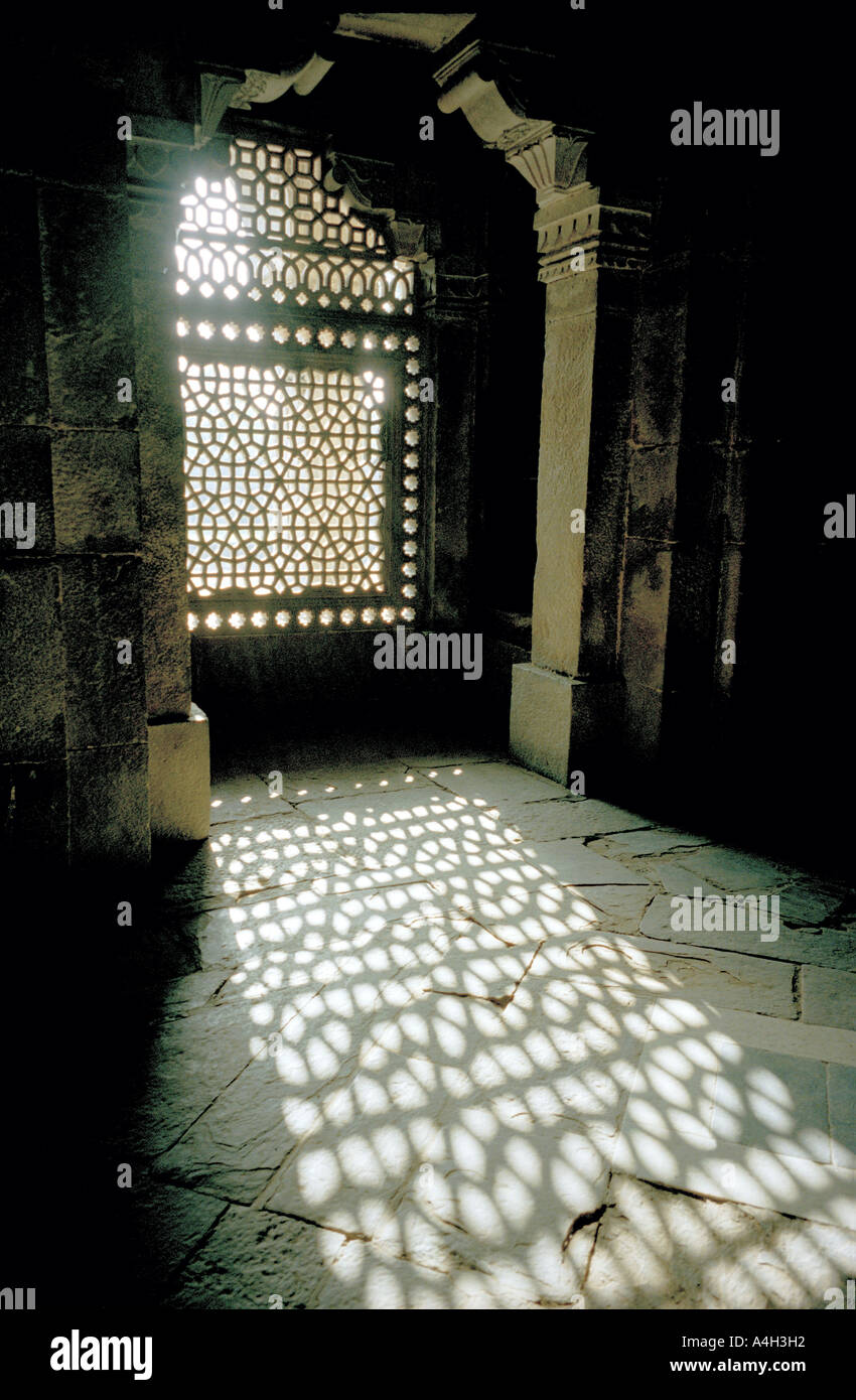 Intricate stone carving at a temple in New Delhi, India Stock Photo - Alamy