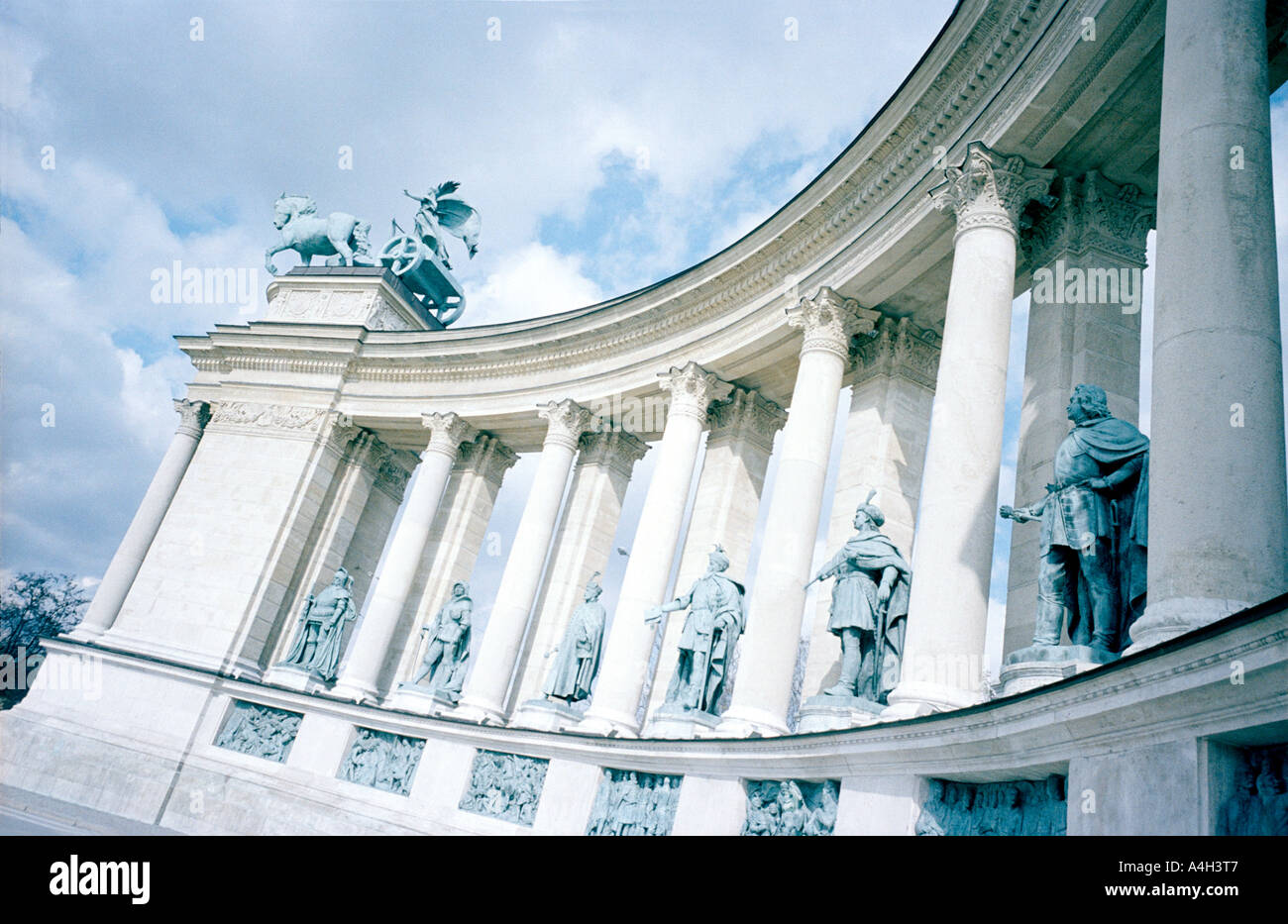 The heroes square in budapest hi-res stock photography and images - Alamy