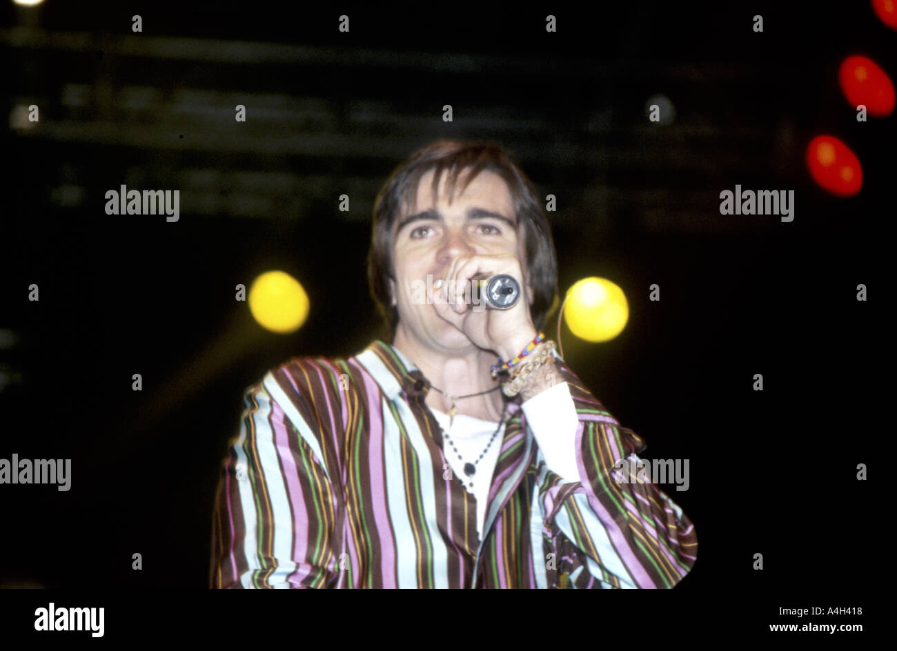 Juanes colombian singer hi-res stock photography and images - Alamy