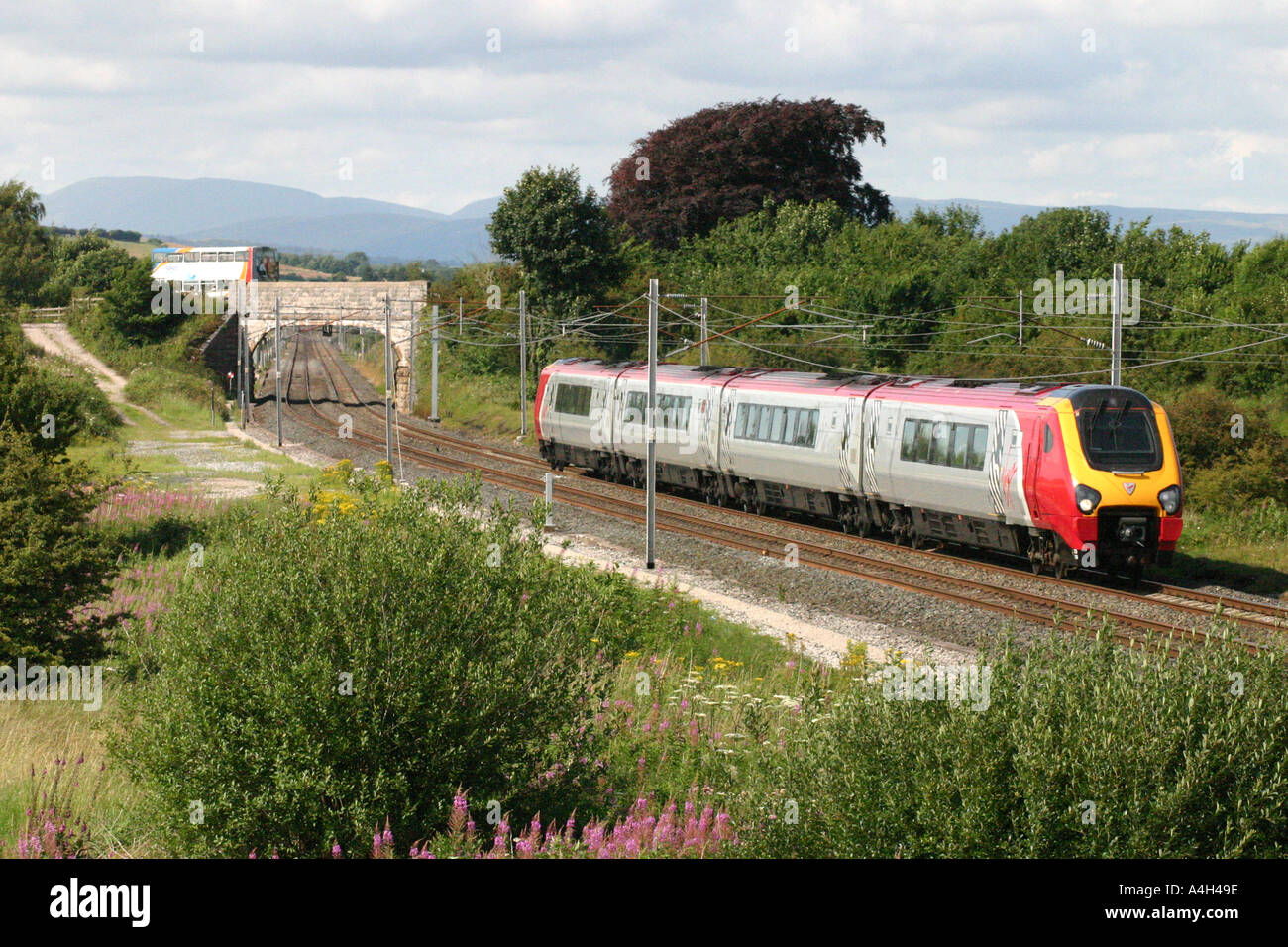 Virgin voyager diesel multiple unit Stock Photo - Alamy