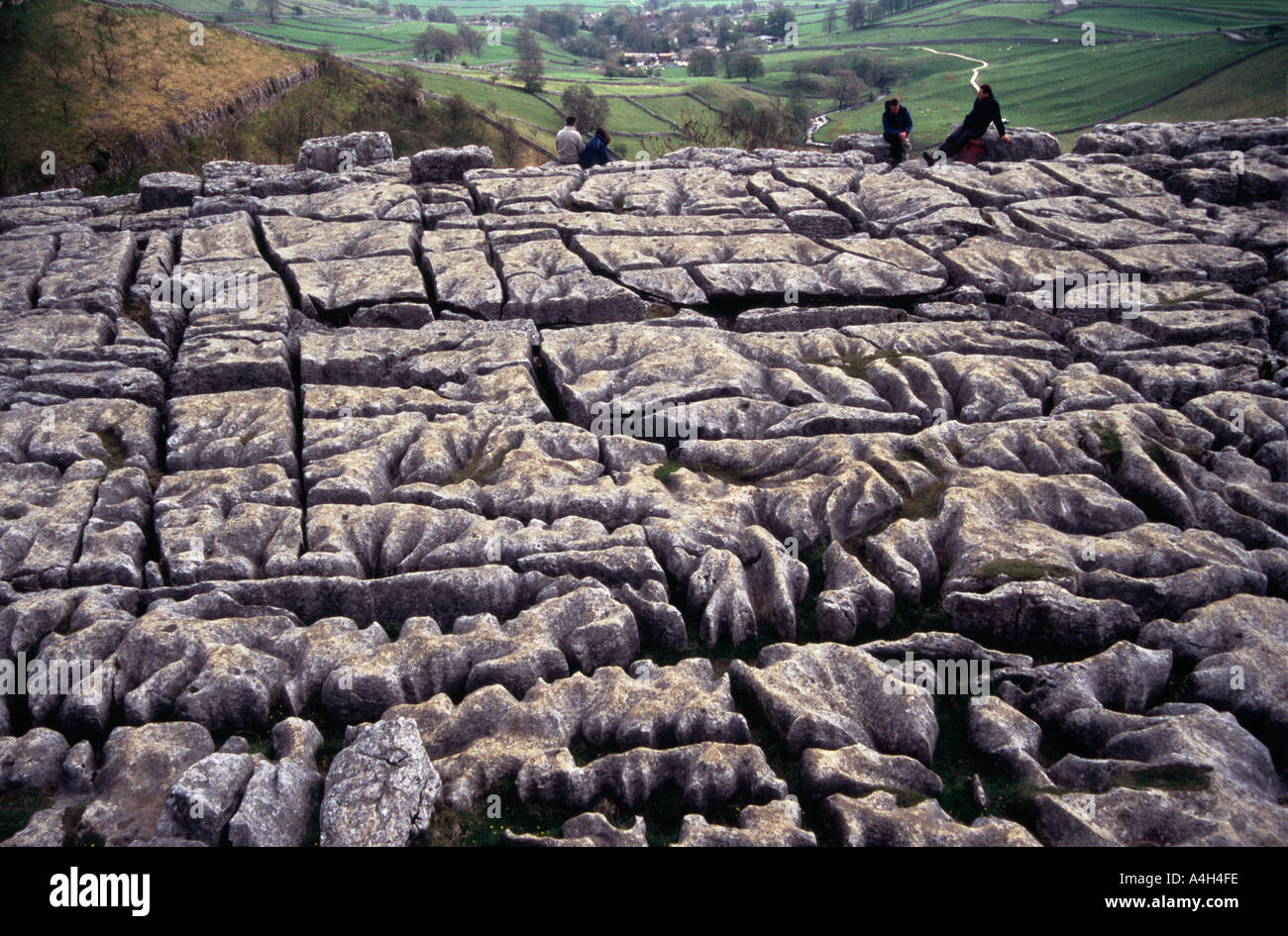 Limestone Pavement Malham Cove Stock Photo - Alamy