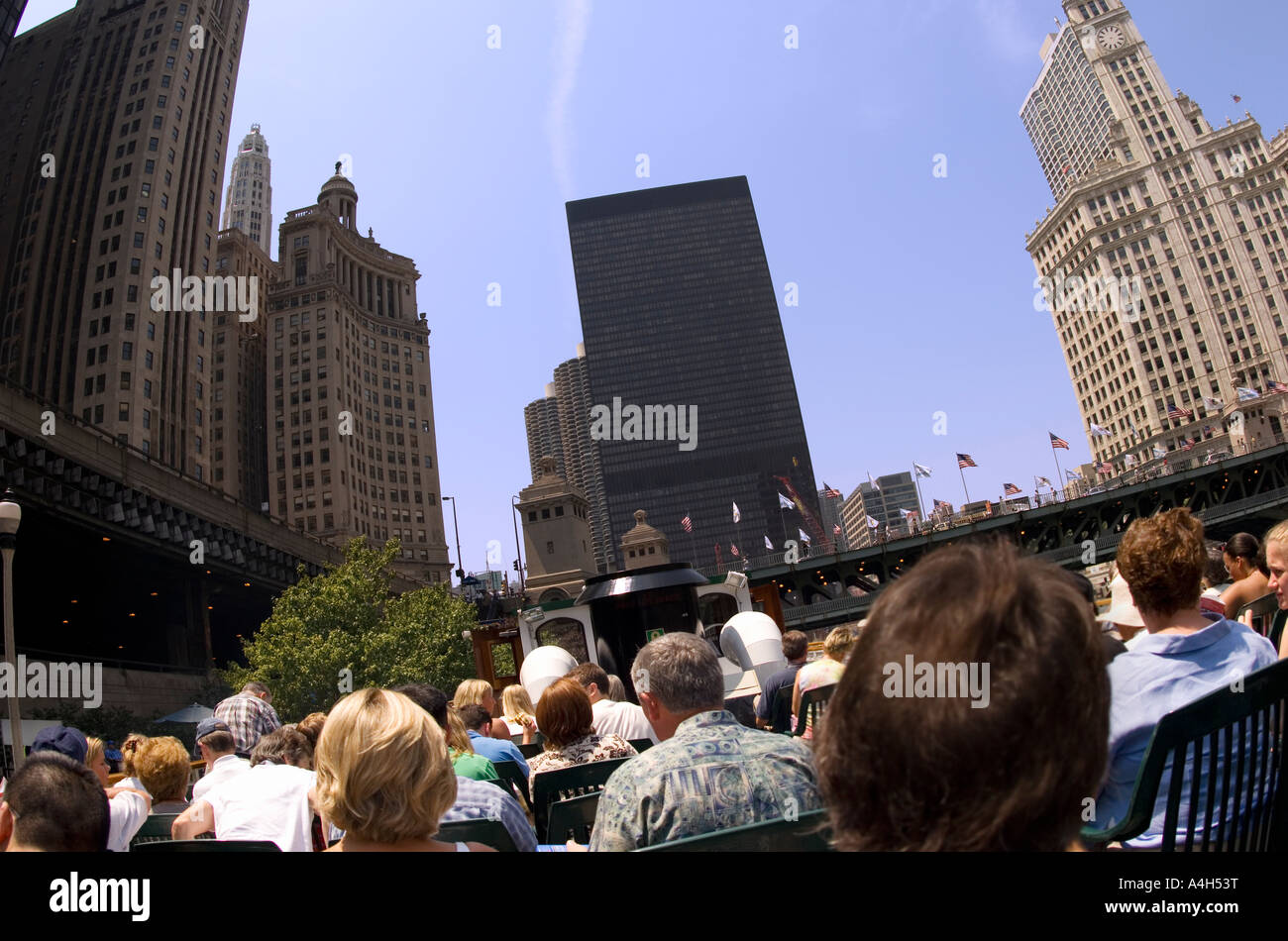 Chicagos First Lady Boat Tours on the Chicago River Chicago Illinois ...