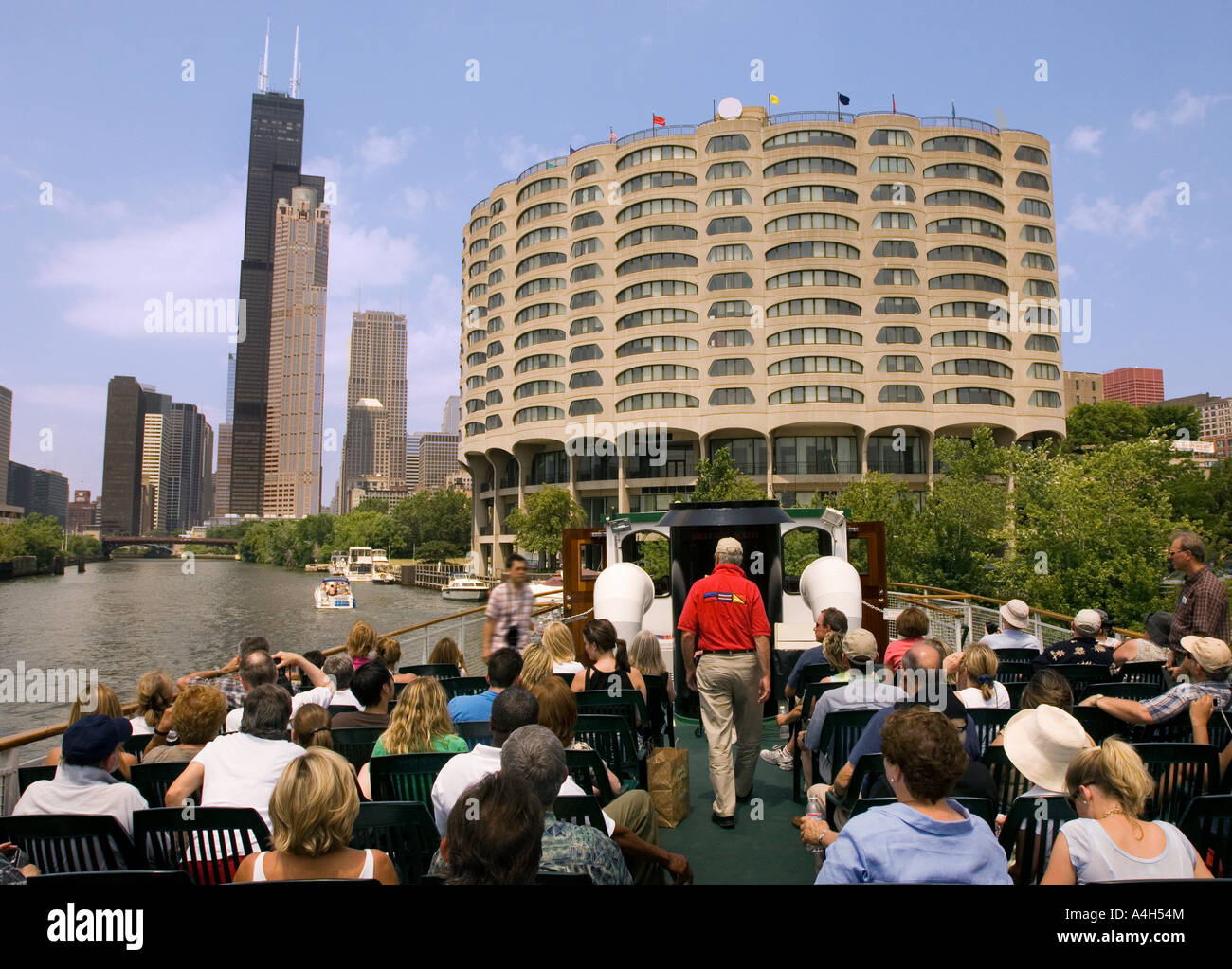 Chicagos First Lady Boat Tours on the Chicago River Chicago Illinois ...