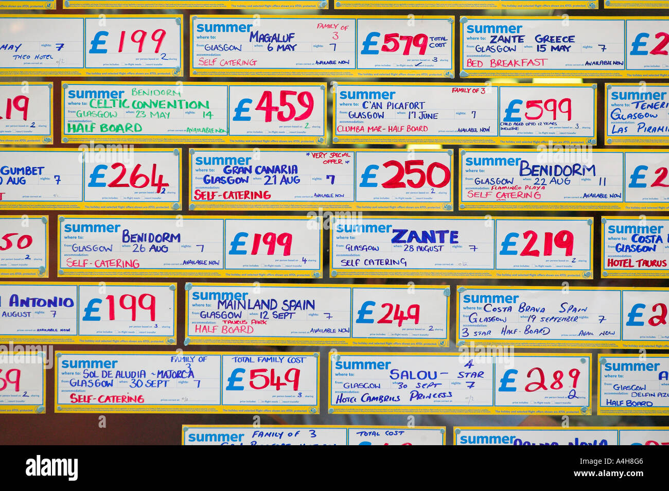 Travel agency window hi-res stock photography and images - Alamy