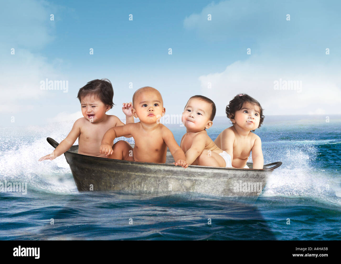 Four Children in the Bath Tub Stock Photo - Alamy