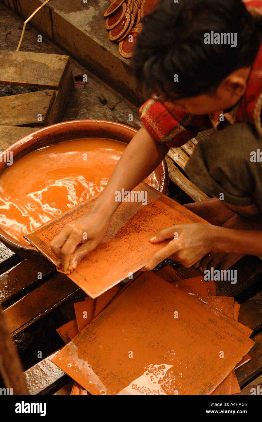 Myanmar people working hi-res stock photography and images - Alamy