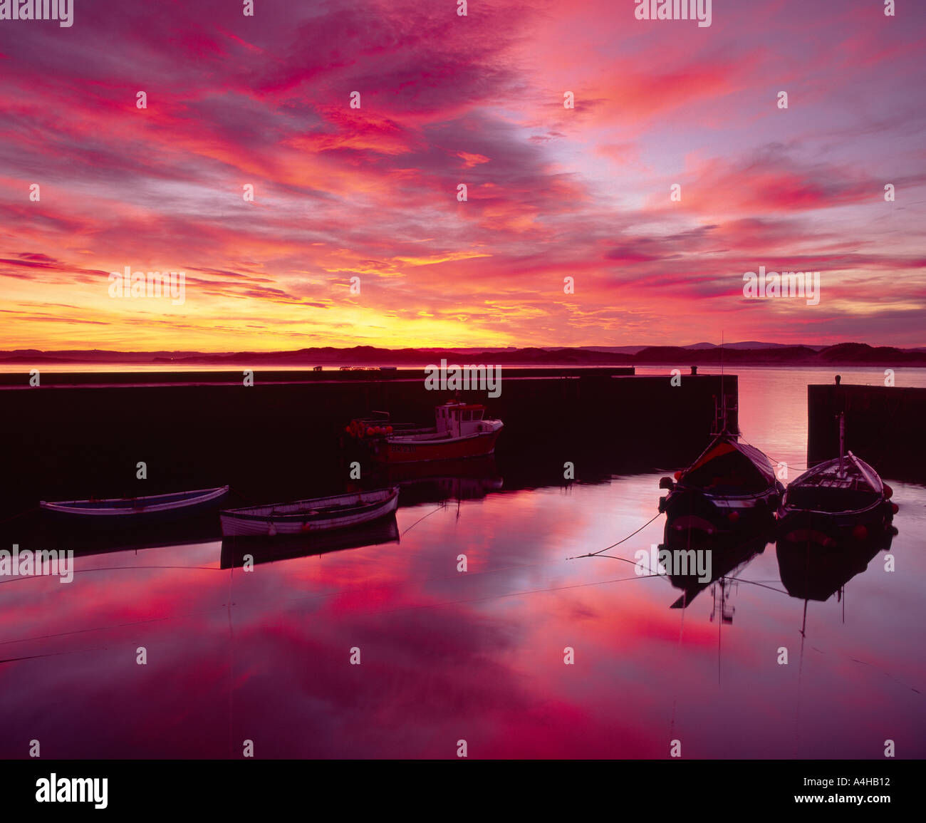 Beadnell Harbour at Sunset, Northumberland Stock Photo - Alamy