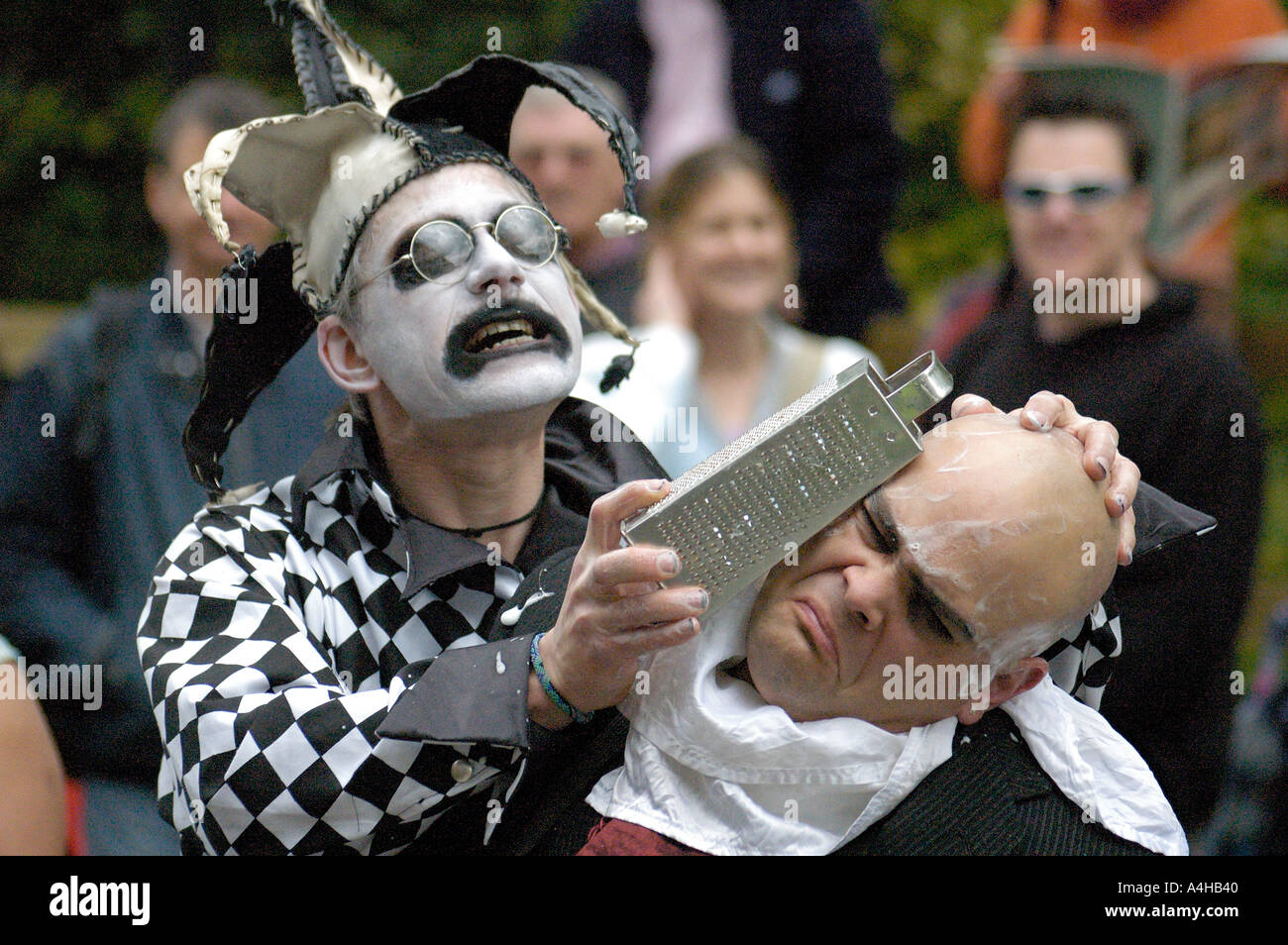 Street entertainer at Brighton Festival Stock Photo - Alamy