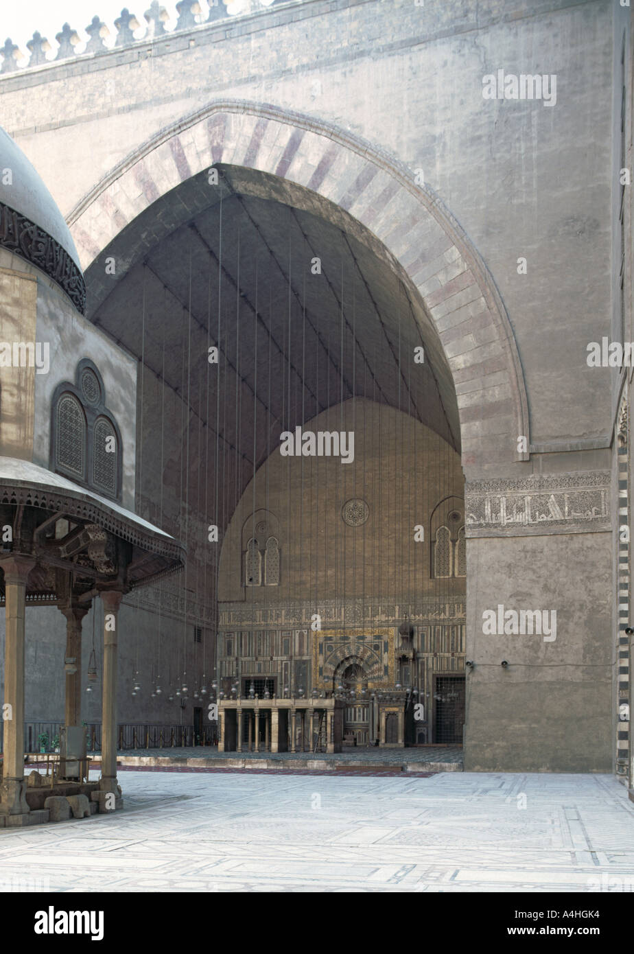 Sultan Hasan complex, courtyard and qibla iwan, Cairo, Egypt Stock ...