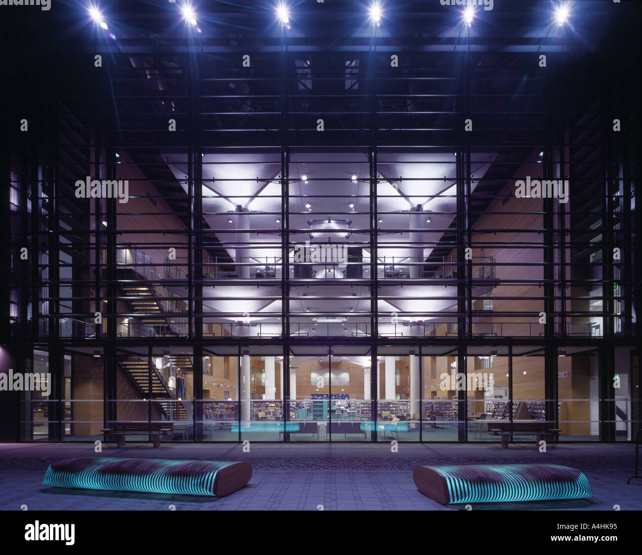 JUBILEE LIBRARY EXTERIOR AT NIGHT Stock Photo - Alamy