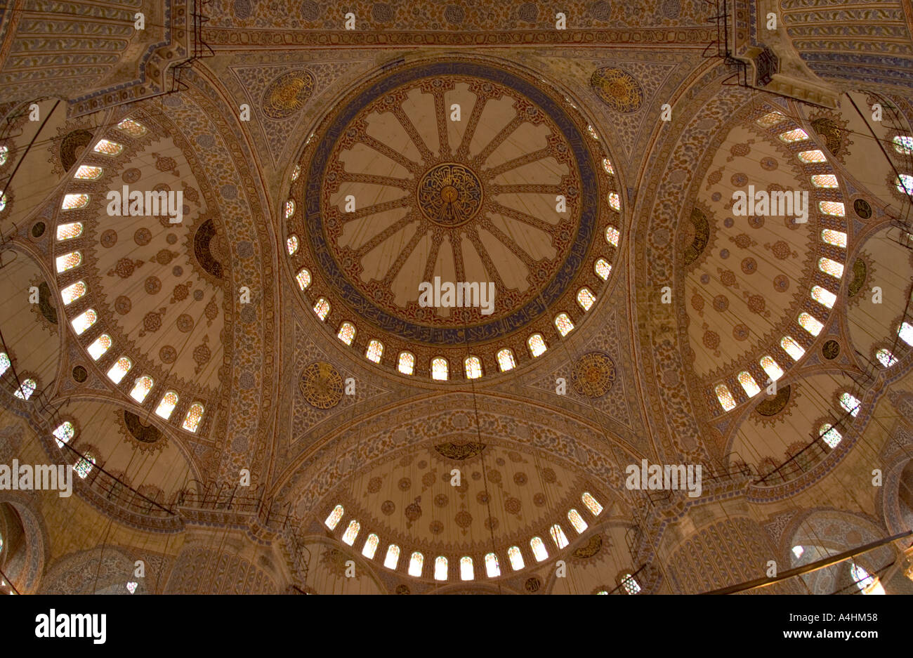Turkish mosque interior ceiling detail hi-res stock photography and ...