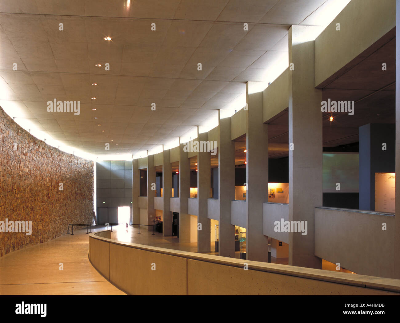 MUSEE PREHISTOIRE MUSEUM OF PREHISTORY Stock Photo - Alamy