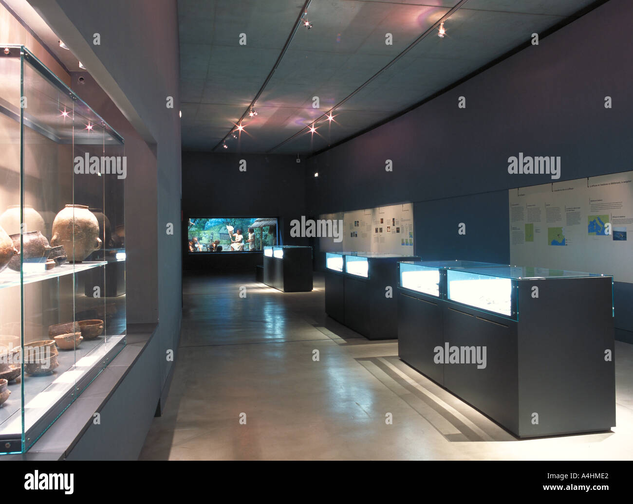 MUSEE PREHISTOIRE MUSEUM OF PREHISTORY Stock Photo - Alamy