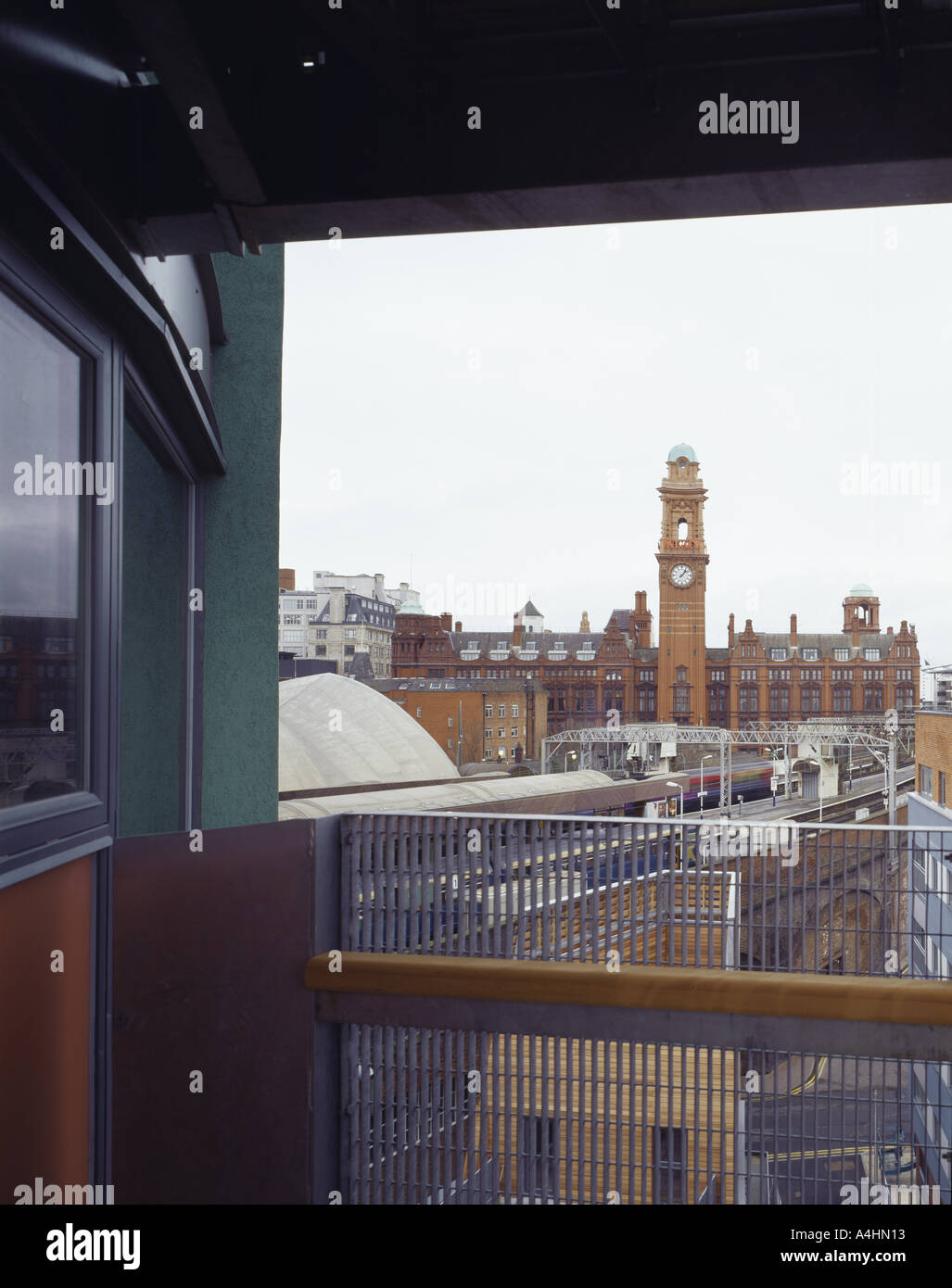 Terry farrell green building hi-res stock photography and images - Alamy