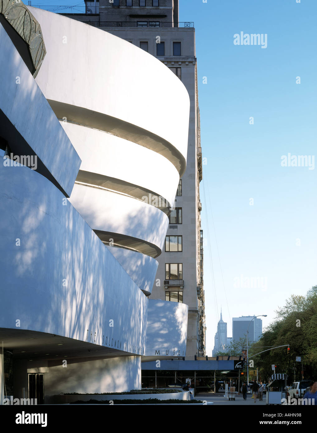 SOLOMON R GUGGENHEIM MUSEUM, NEW YORK, USA Stock Photo - Alamy