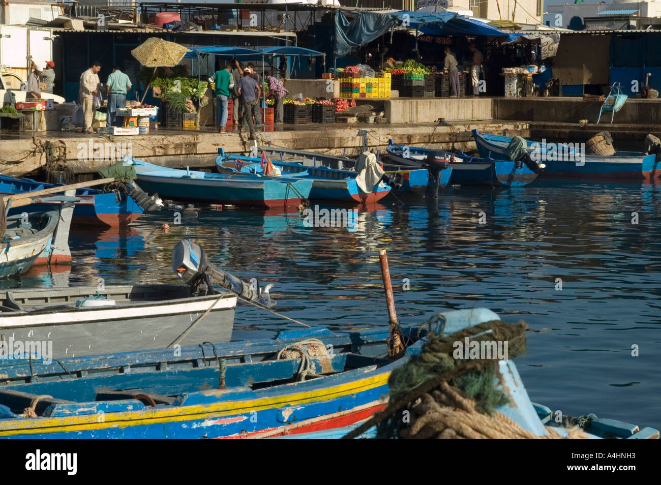 Fish market in tripoli hi-res stock photography and images - Alamy
