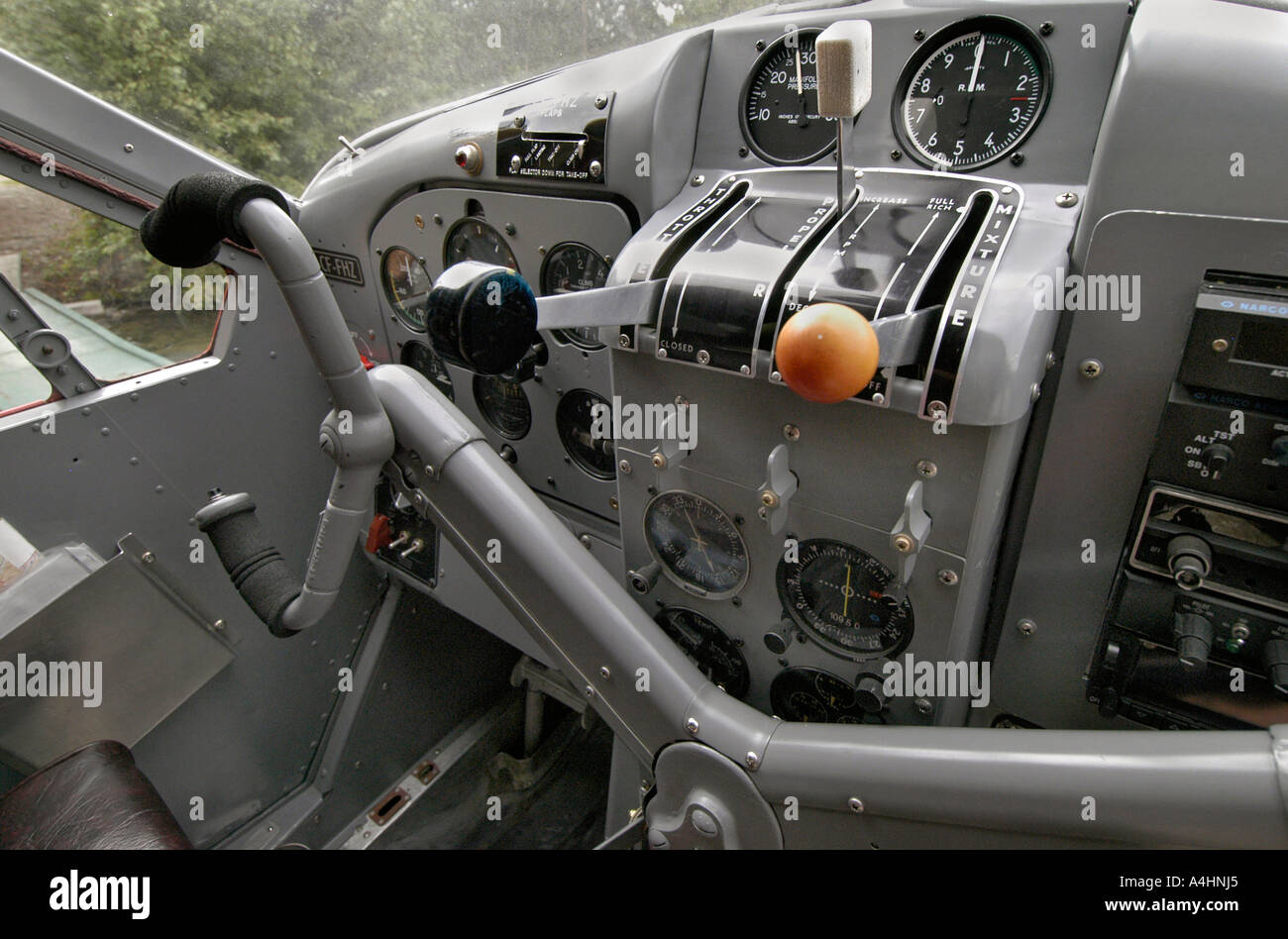 Old cockpit hi-res stock photography and images - Alamy