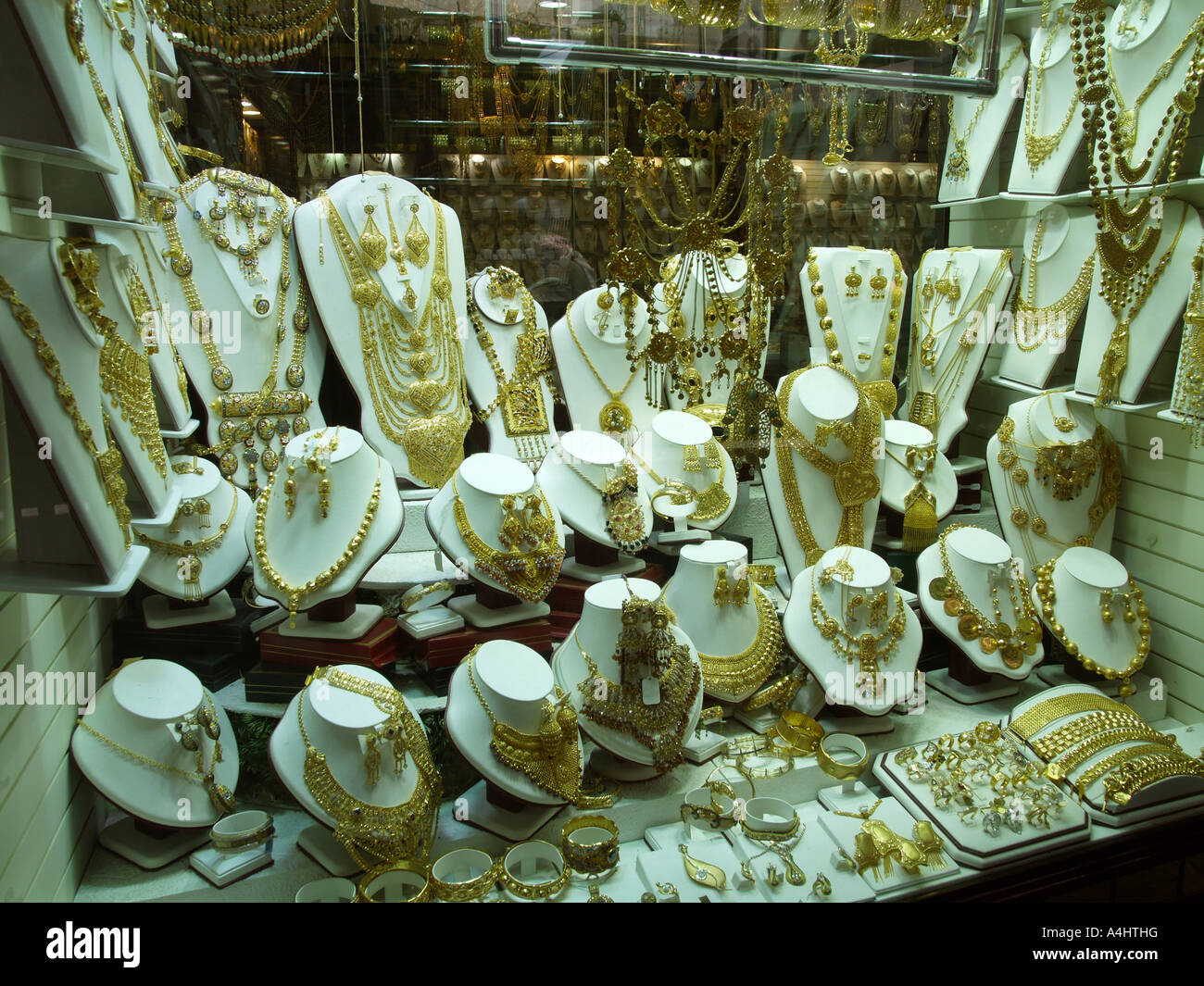 Dubai, Deira, gold souk, gold market, City of Gold Stock Photo - Alamy