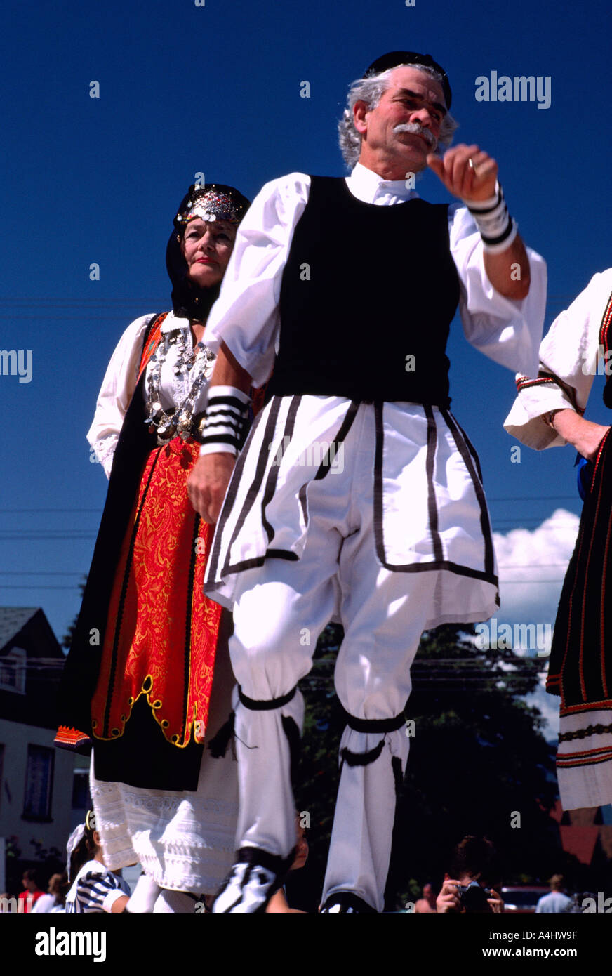 Greek dancers traditional dress hi-res stock photography and images - Alamy
