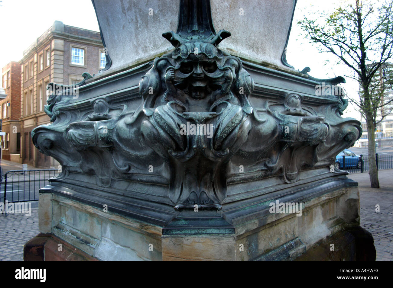 john howard statue prison reformer in 17 century bedford uk Stock Photo ...