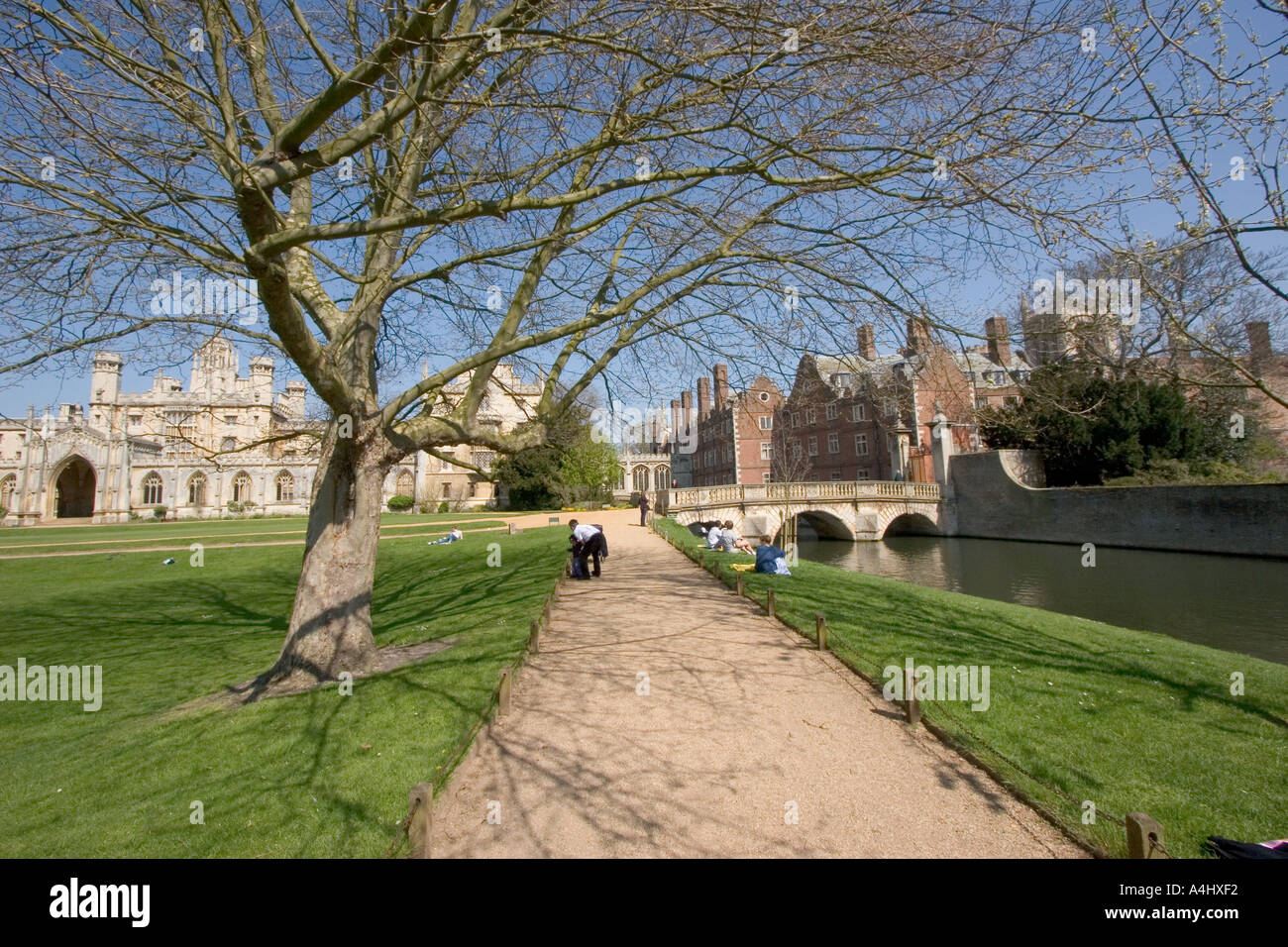 Cambridge student walk hi-res stock photography and images - Alamy