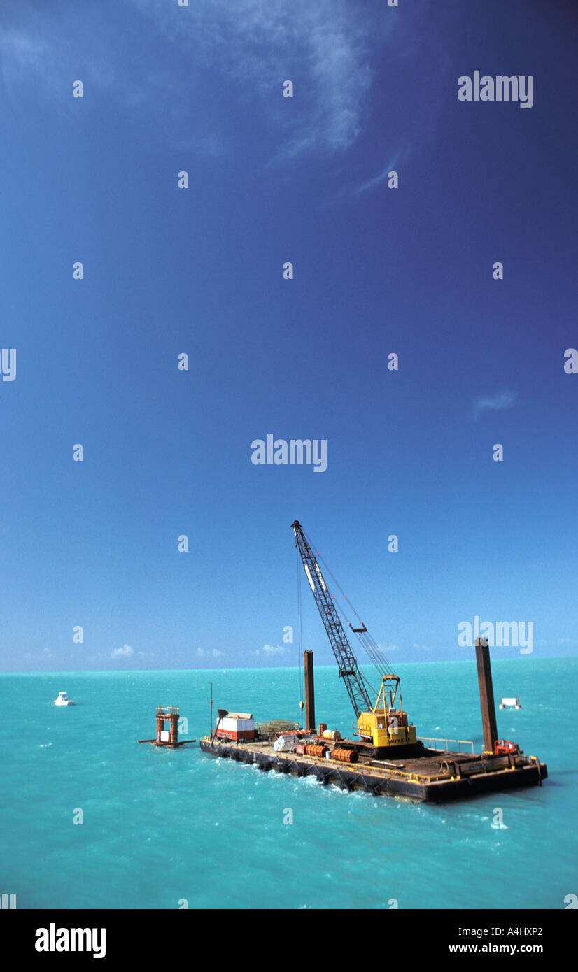 Bridgebuilding hi-res stock photography and images - Alamy