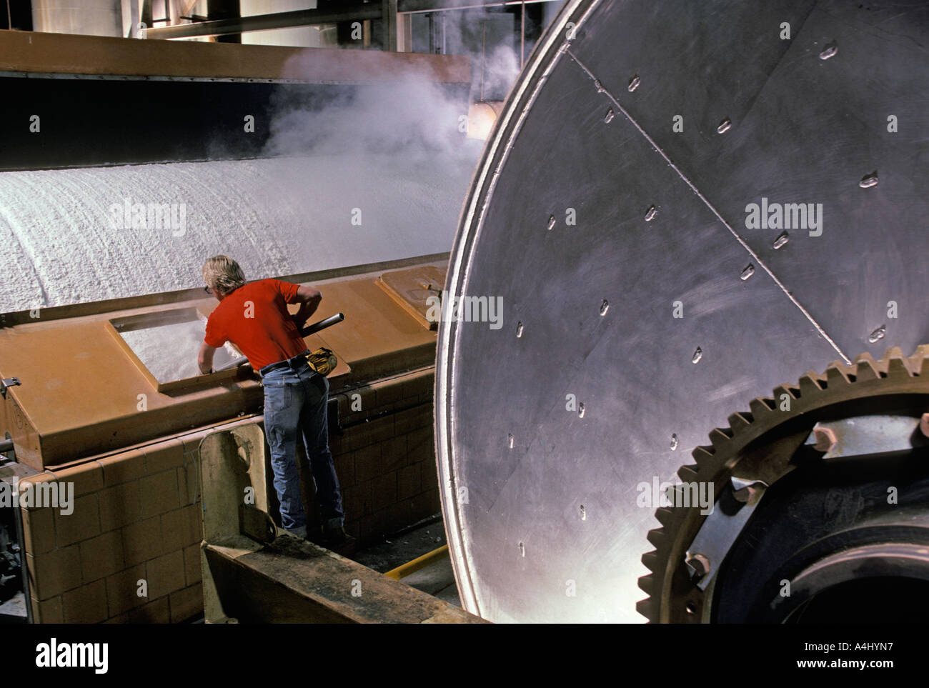 Workmen danger hi-res stock photography and images - Alamy