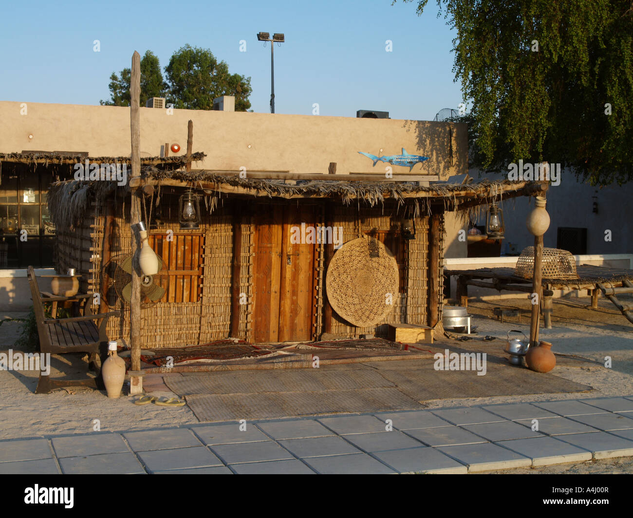 Poverty dubai hi-res stock photography and images - Alamy