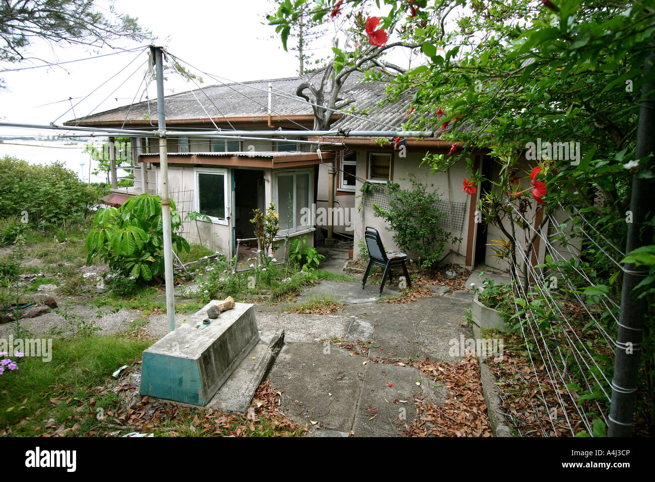 DERELICT HOUSE READY FOR DEMOLITION HORIZONTAL BAPDB10067 Stock Photo ...