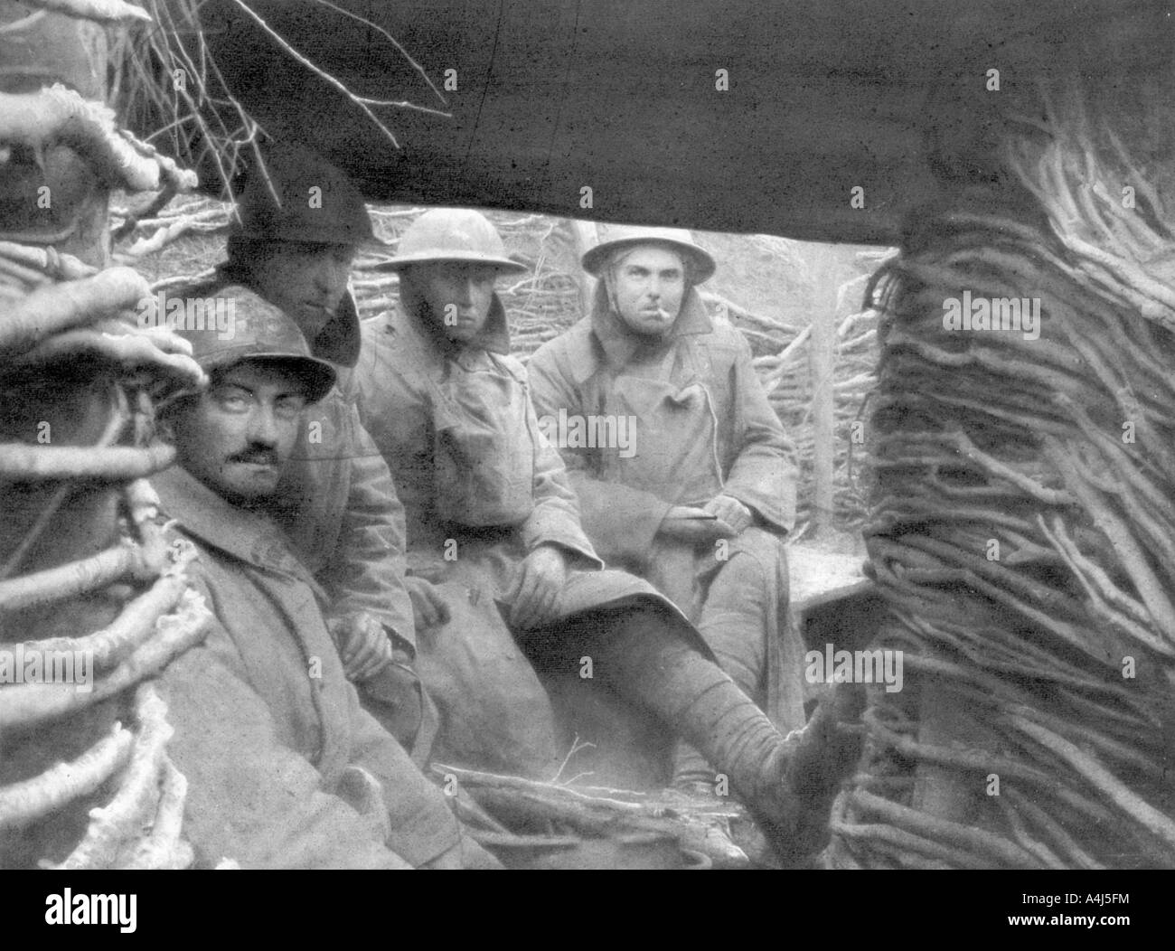 American soldiers in trench hi-res stock photography and images - Alamy