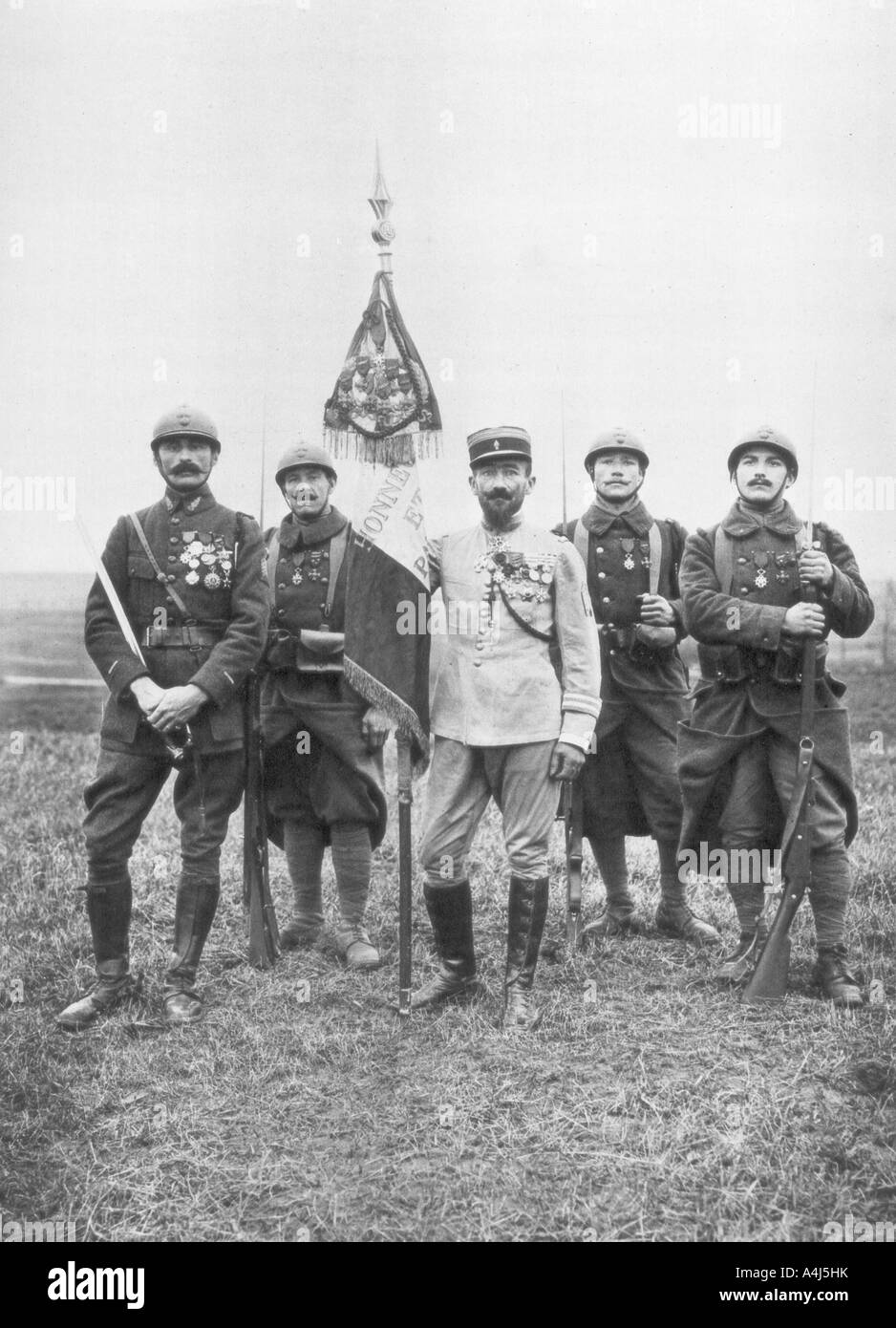 Soldier french flags Black and White Stock Photos & Images - Alamy