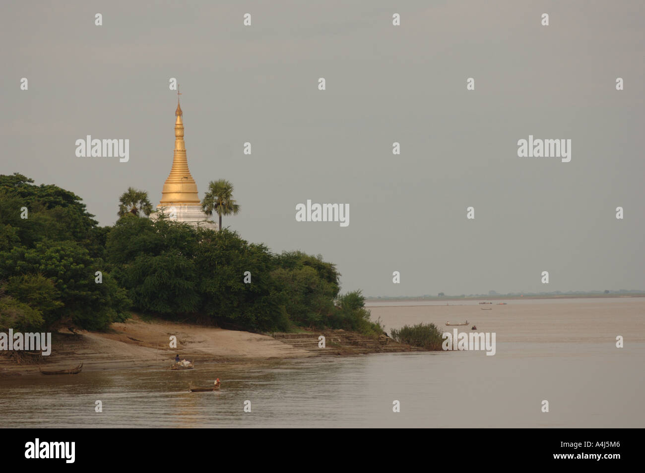 Myanmar Irrawaddy River Stock Photo - Alamy