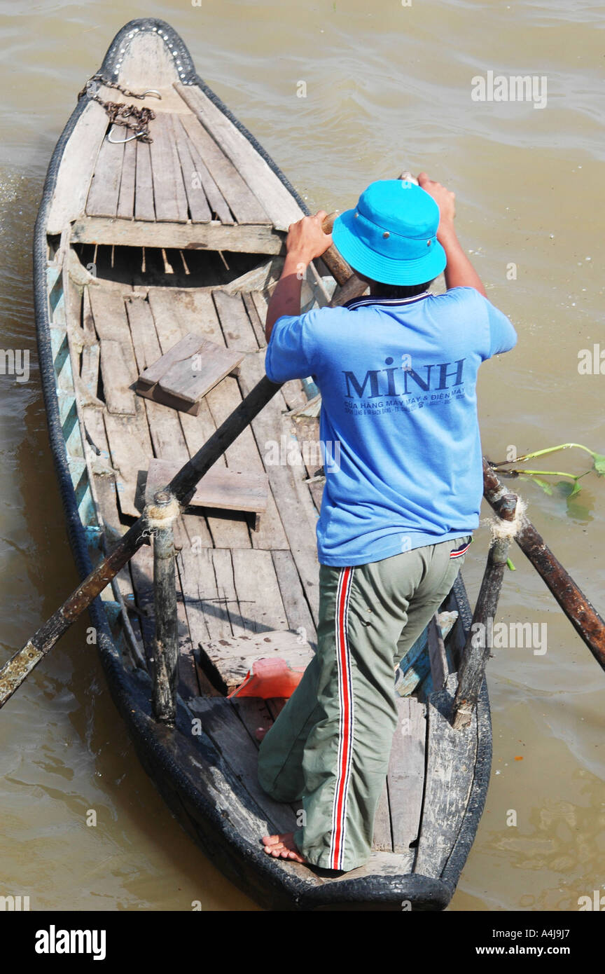 Boat in movement hi-res stock photography and images - Alamy