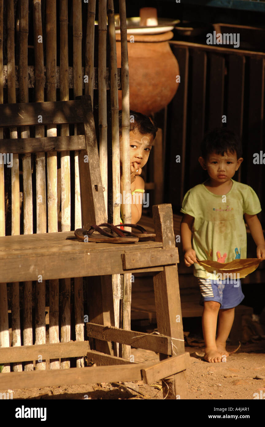 Young Burmese children Myanmar Burma Stock Photo - Alamy