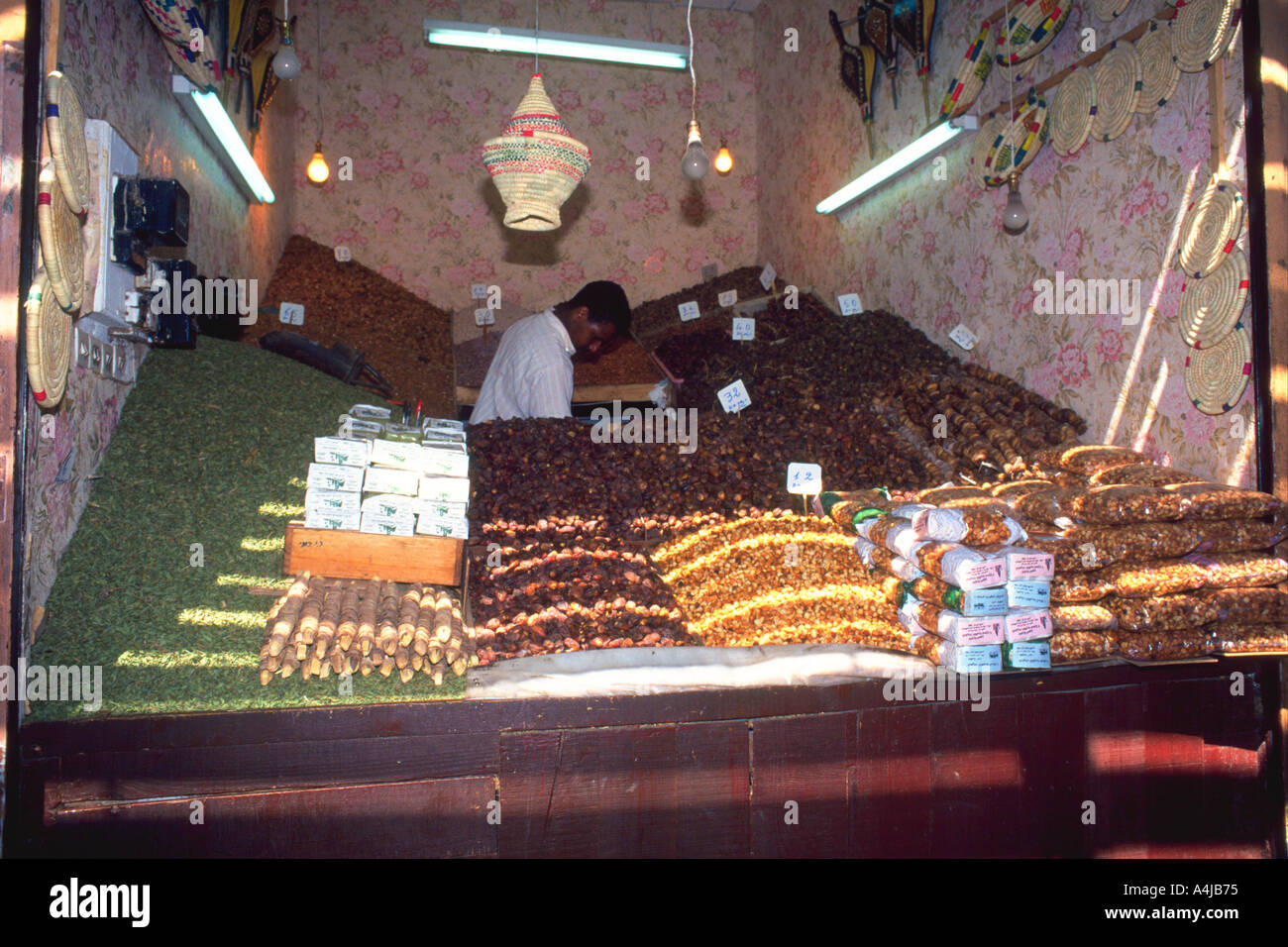 Dried figs marrakesh morocco hi-res stock photography and images - Alamy
