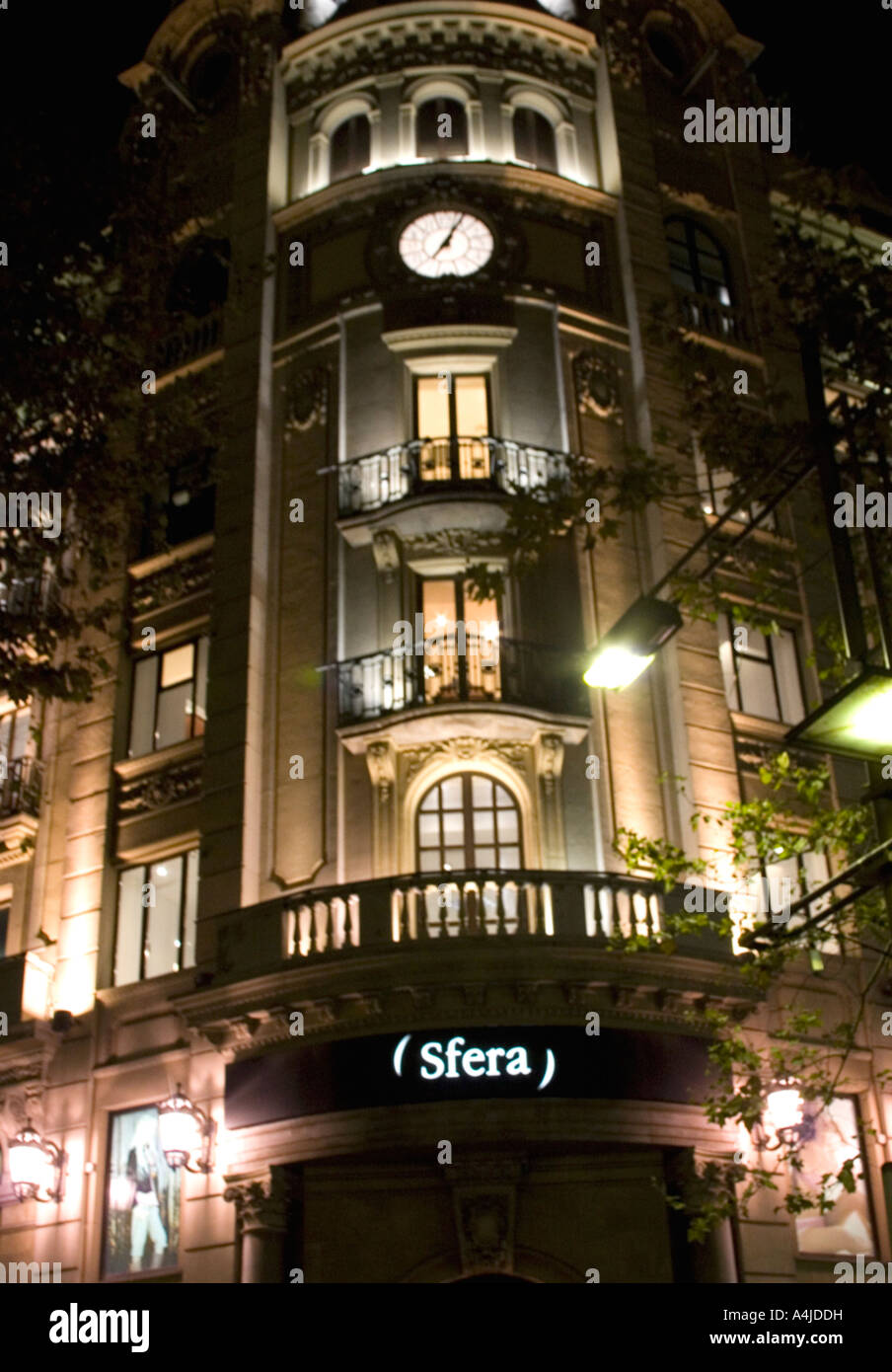 department store in the ramblas Stock Photo - Alamy