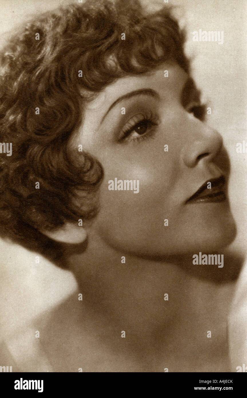 Claudette colbert hi-res stock photography and images - Alamy