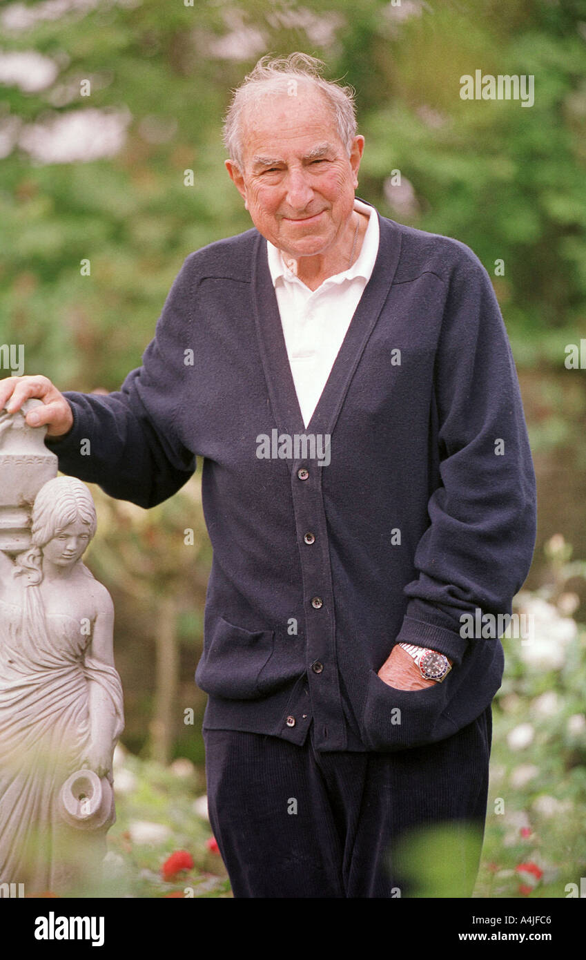 THE LATE CONCORDE TEST PILOT BRIAN TRUBSHAW UK Stock Photo - Alamy