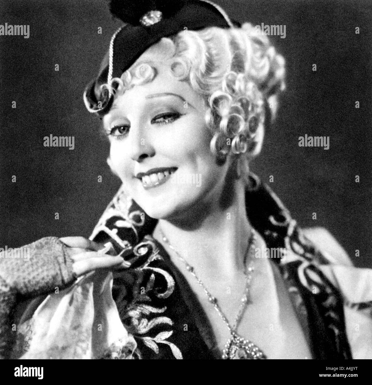 Thelma todd Black and White Stock Photos & Images - Alamy