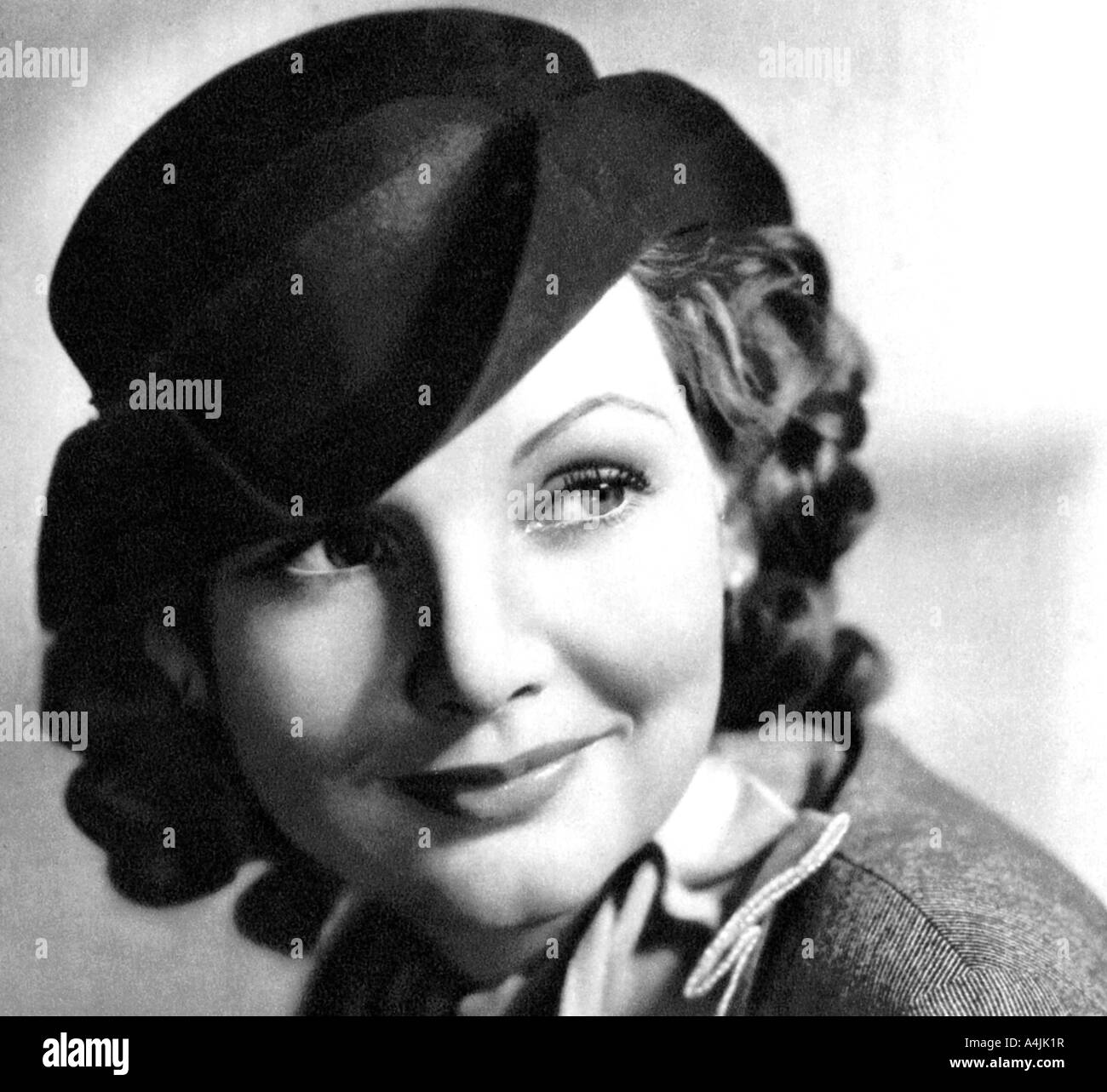 Elizabeth allan hi-res stock photography and images - Alamy