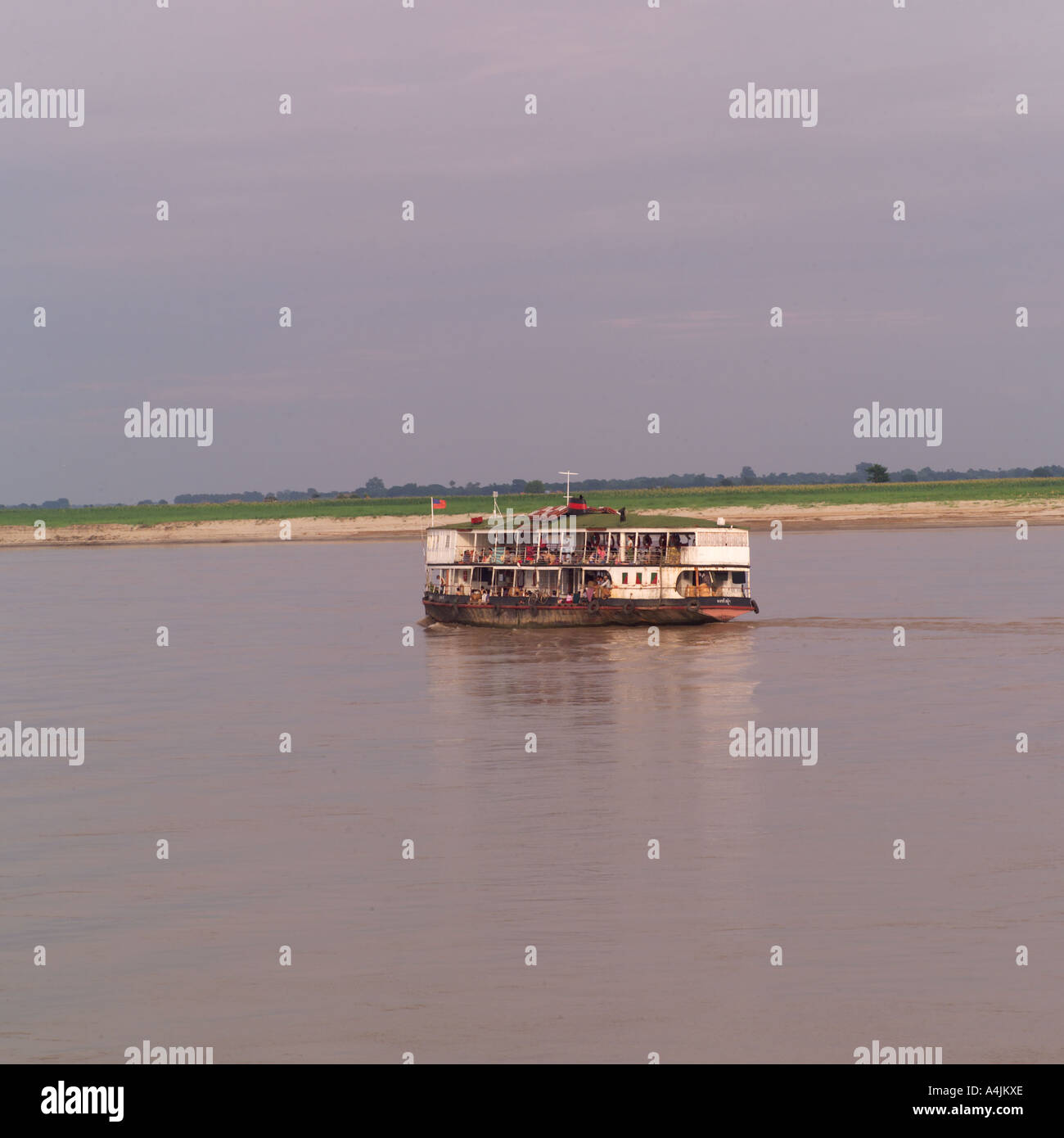 Myanmar boats myanmar ship myanmar ships burma ships hi-res stock ...
