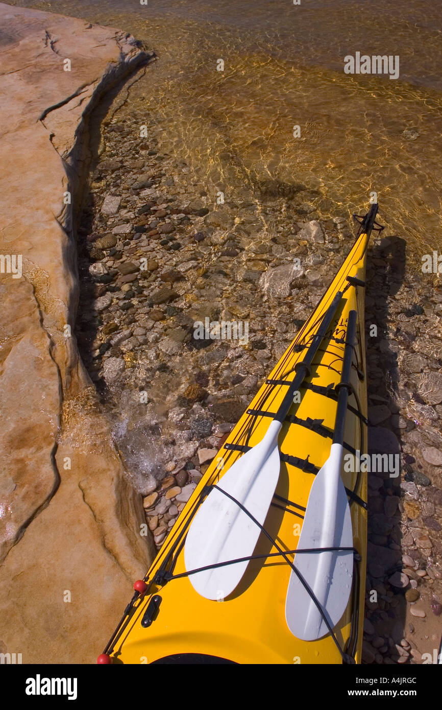 Pictured rocks national lakeshore kayak hi-res stock photography and ...