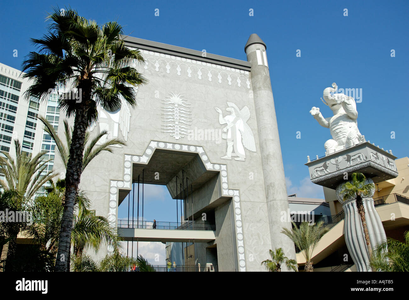 Assyrian court hi-res stock photography and images - Alamy