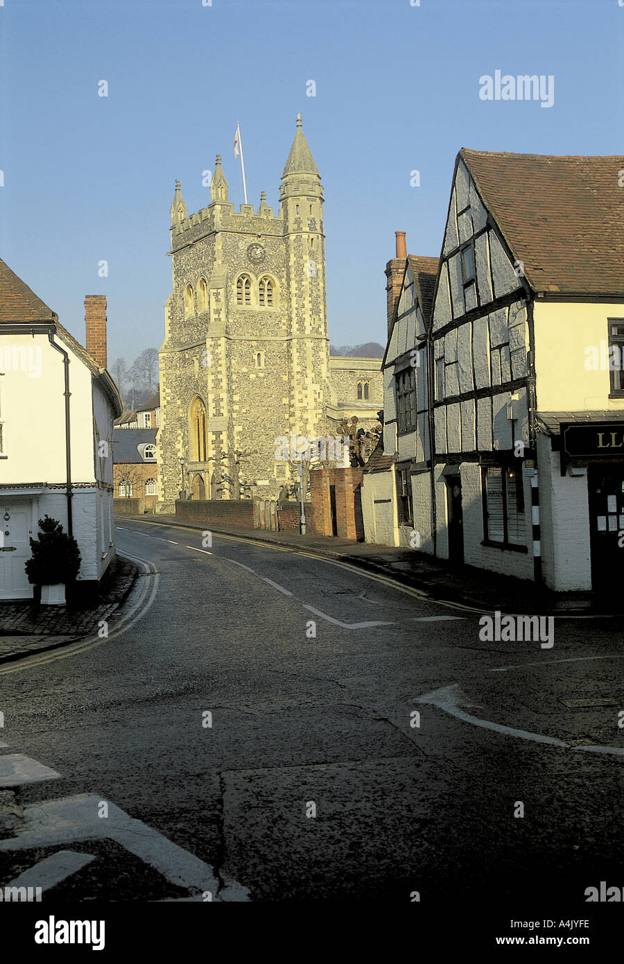 Street view in Amersham of the old church Stock Photo - Alamy